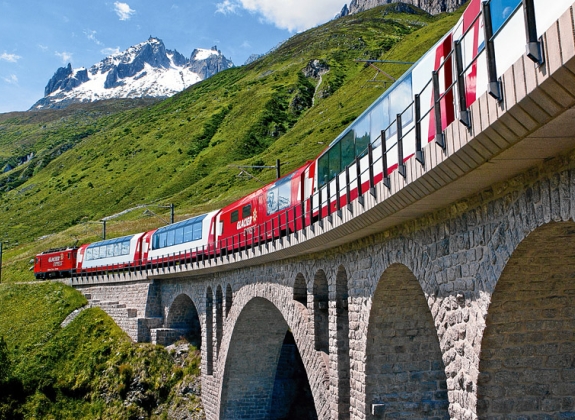 5 Things To Know About the Glacier Express | Railbookers®