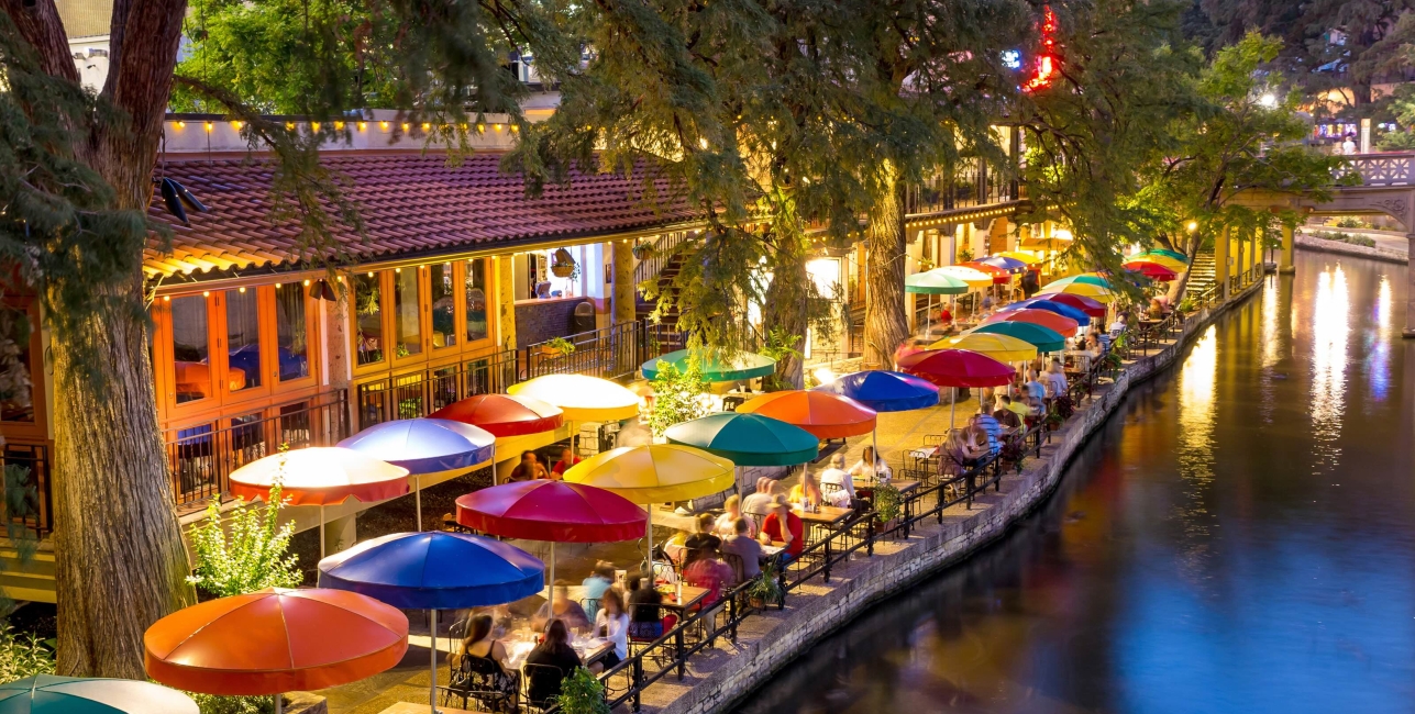 Texas Triangle Classic Rail Trip | Dallas to SA | Railbookers®