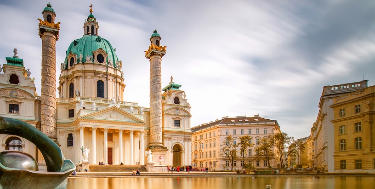Venice Simplon-Orient-Express to Venice and Vienna | Railbookers®