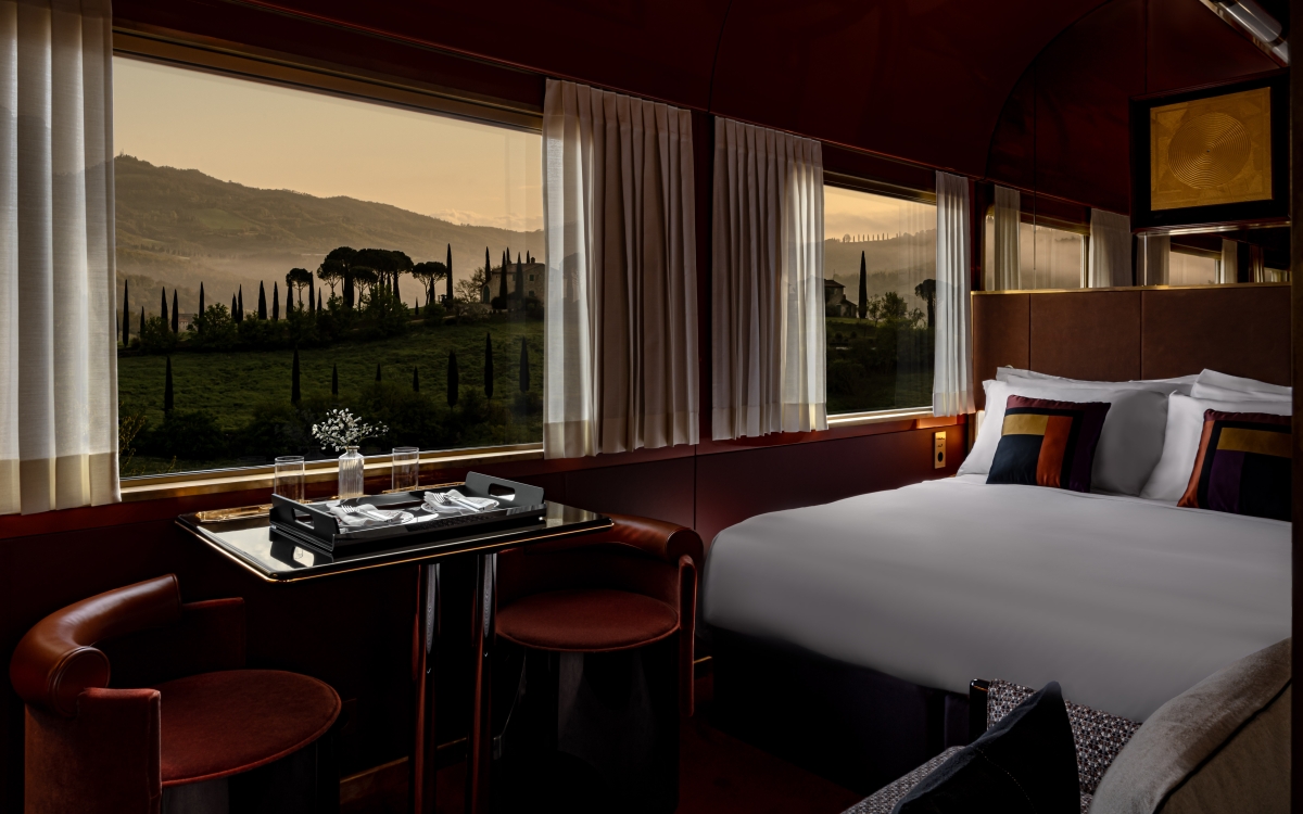 Trains: La Dolce Vita Orient Express | Railbookers®