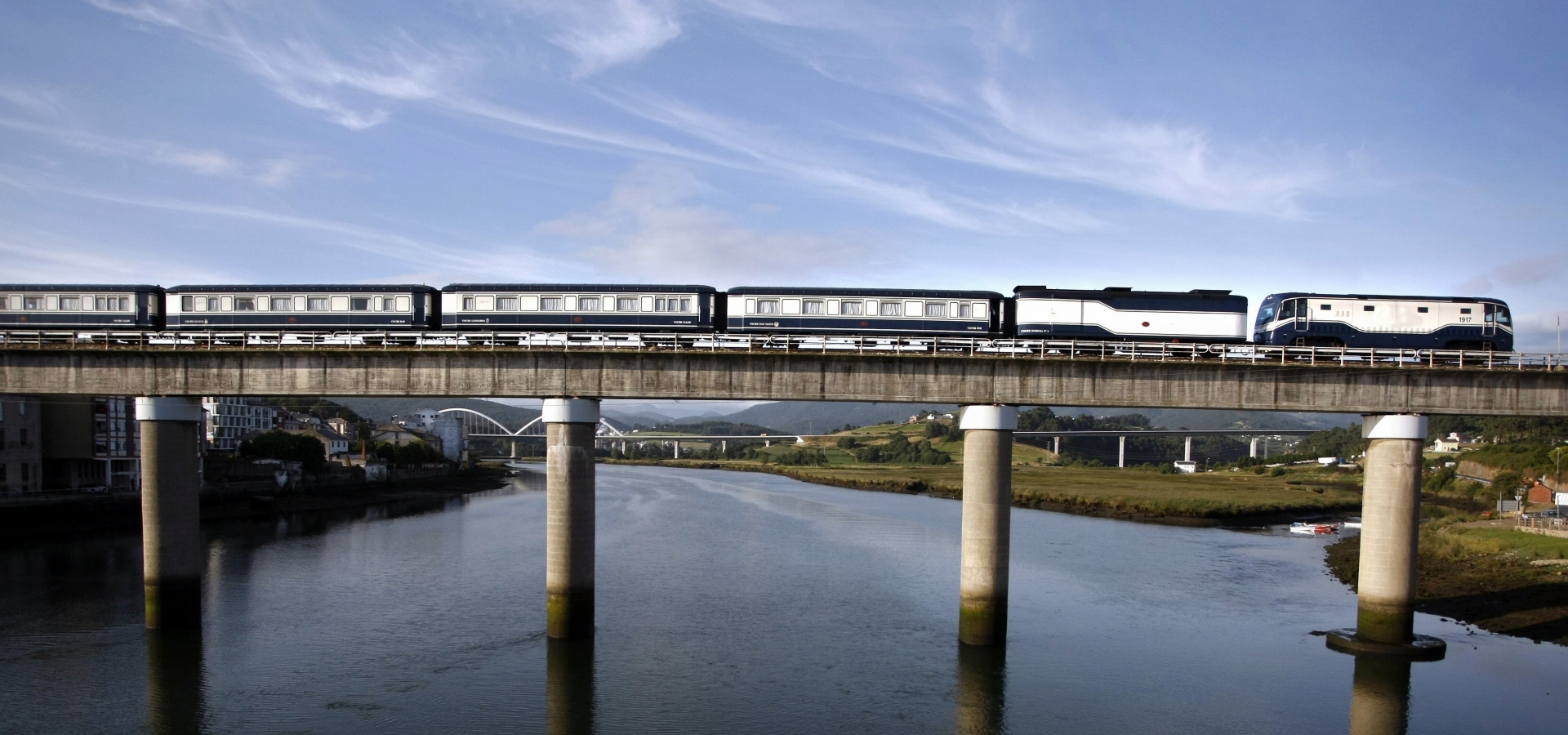 El Transcantábrico Gran Lujo Train | Railbookers