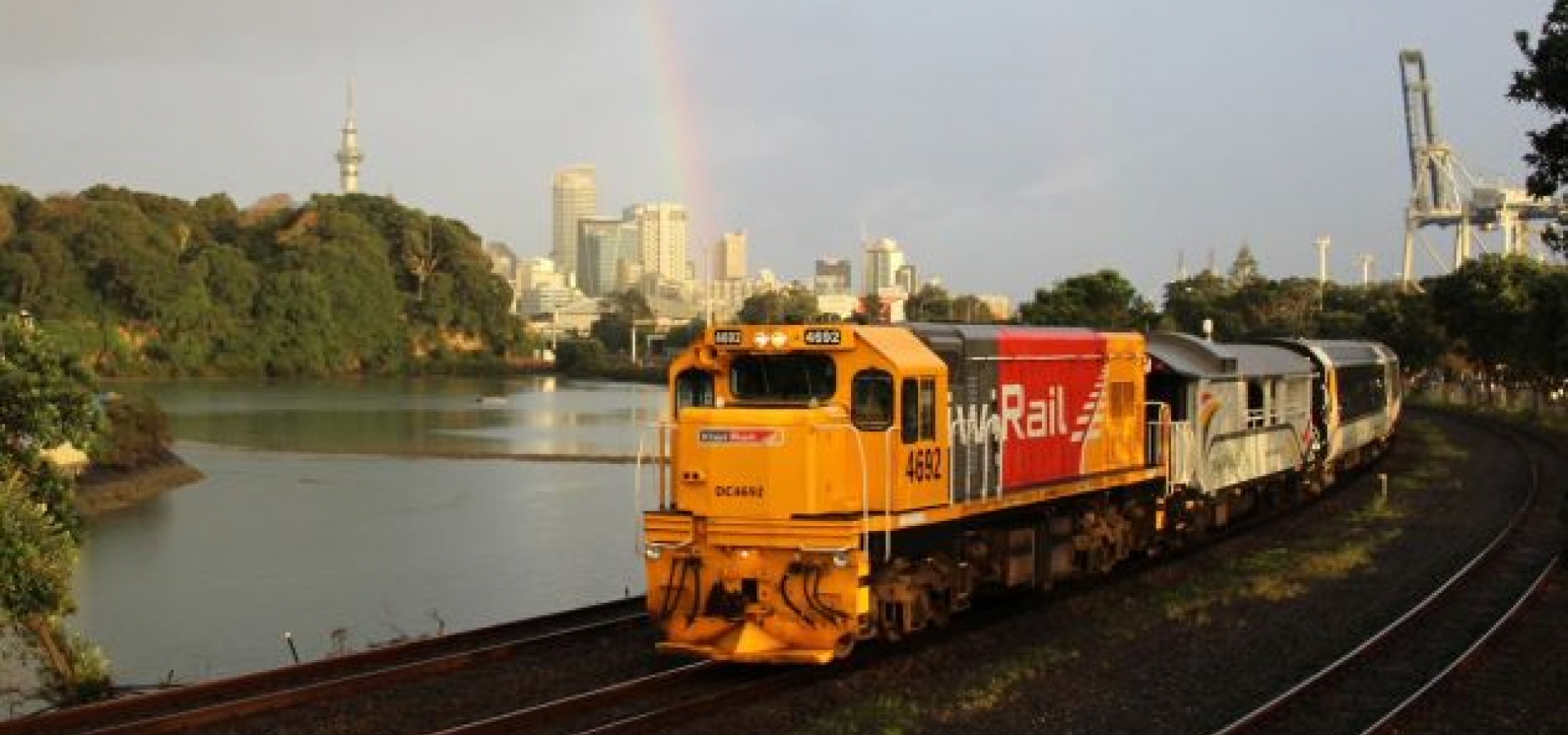 Northern Explorer Train | Railbookers